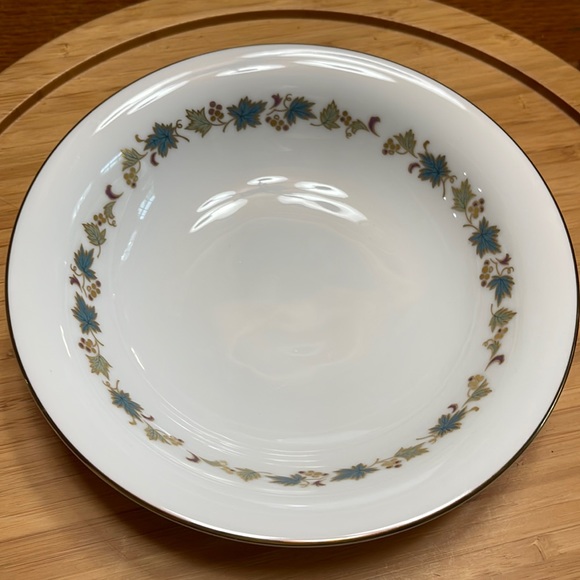 Noritake | Kitchen | Noritake 6444 Goldvine Soup Bowl Replacement Piece Japan | Poshmark